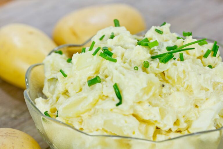 What Should You Serve Alongside Potato Salad? 8 Incredible Side Dishes ...